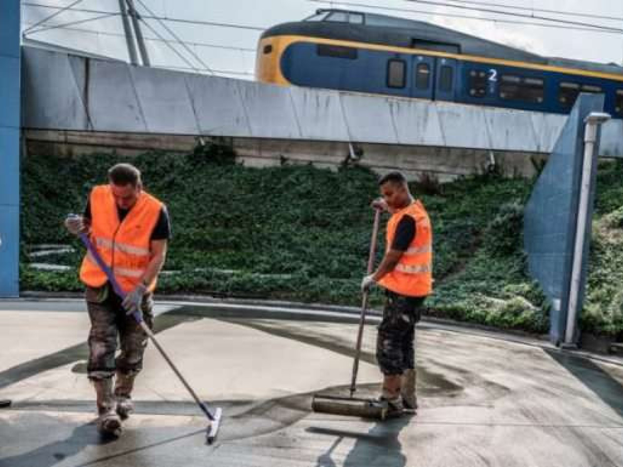 Vloerrenovatie station Utrecht Overvecht